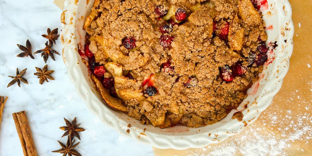 Apple Cranberry Crumble - Christine Avanti